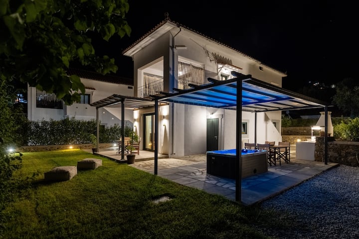 Marani Villa Ii With Private Pool - Скопелос