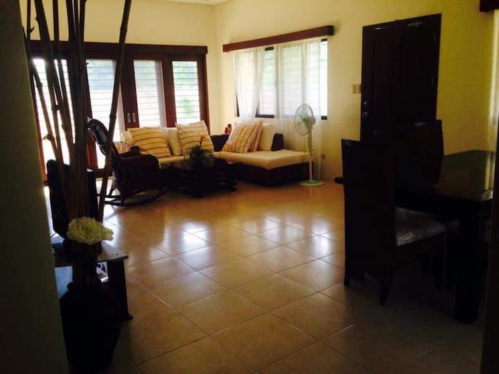 Casa Otilia - Calatagan