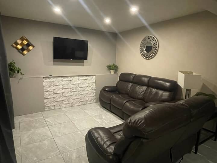 Casa Cómoda Con Estacionamiento Propio - Tijuana