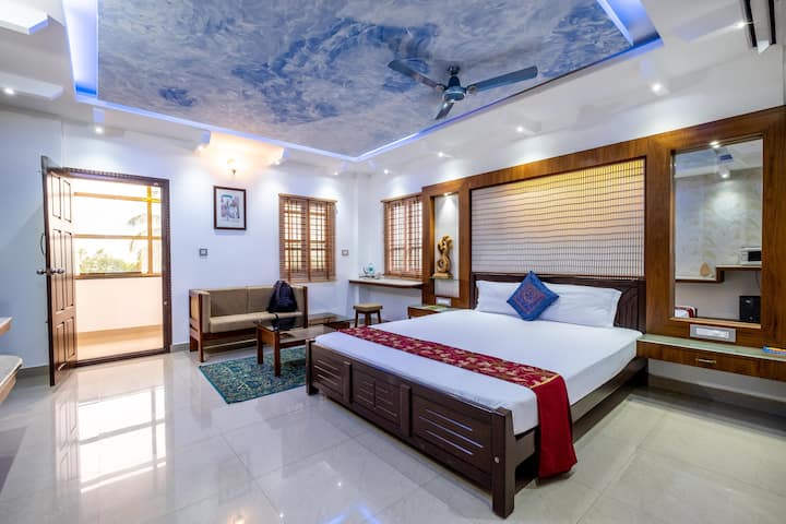 Agumbe Holiday Rentals & Homes - Karnataka, India | Airbnb