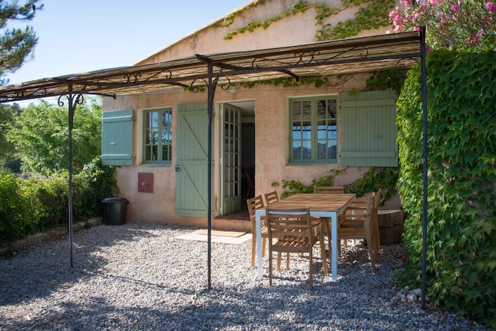 Ancien Bastidon Sur Domaine Viticole - Département Var