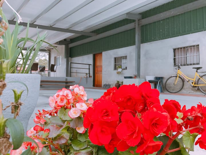 田裡有腳印・包棟 Harverst House - Yuli Township