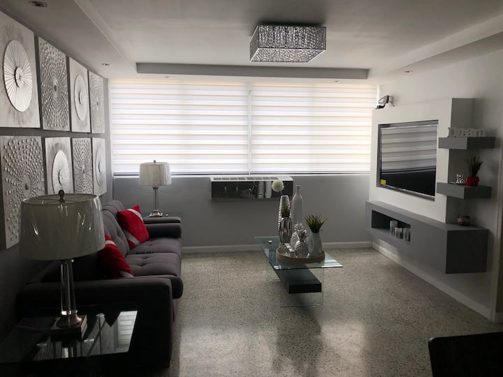 Hermoso Apartamento De 2 Habitaciones - Trujillo Alto