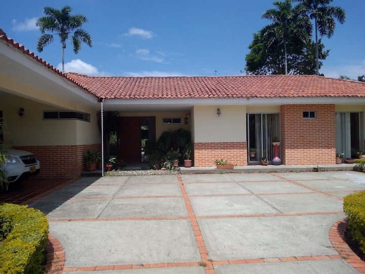 Bello Alojamiento Casa Campestre Cerritos-pereira - La Virginia