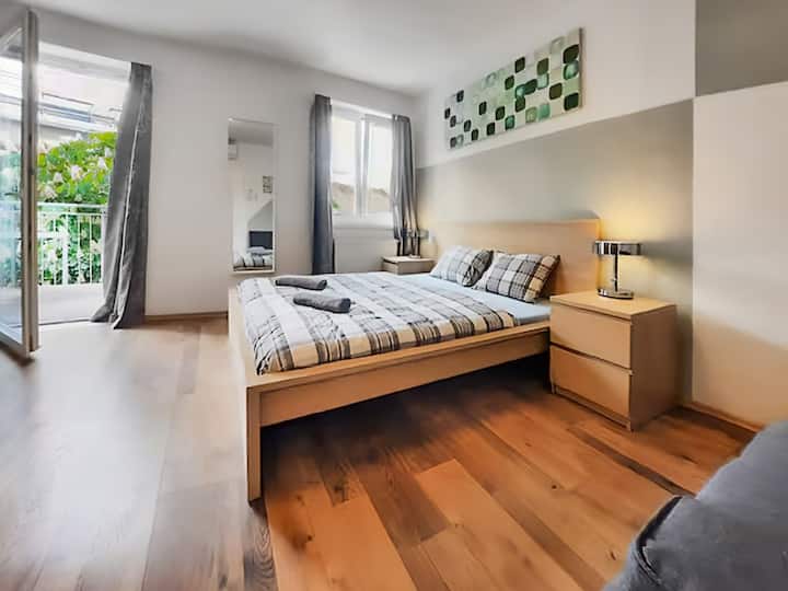 Quiet Balcony W/ Ac ~ Kingbed ~ Wifi ~12min Center - Wien