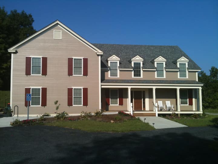 The Old Lantern Inn And Barn - Vermont
