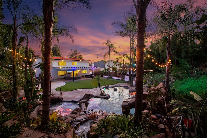 Tropical Resort On Massive Lot In Oc! - San Juan Capistrano, CA