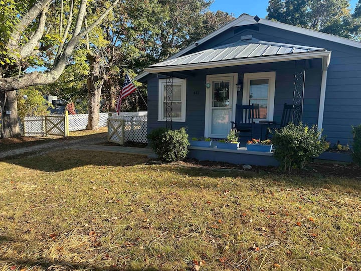 City Cottage - Hendersonville, NC