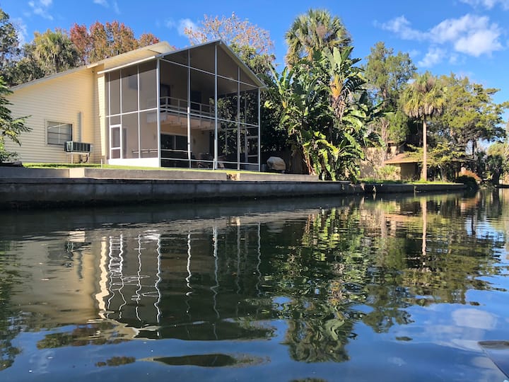 The Otter House - Wild View And King's Bay Access! - Crystal River, FL
