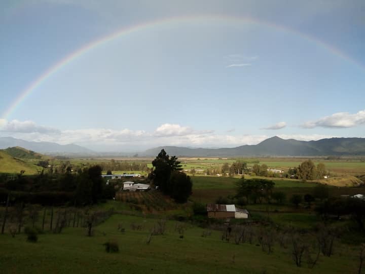 Casa En El Campo A 10 Kilómetros De Santa Cruz. - Santa Cruz
