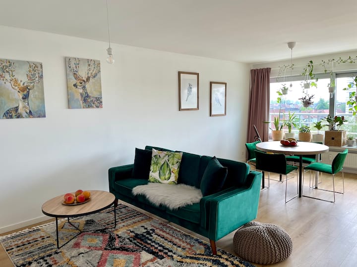 Spacious Apartment With Water Canal View - Gent