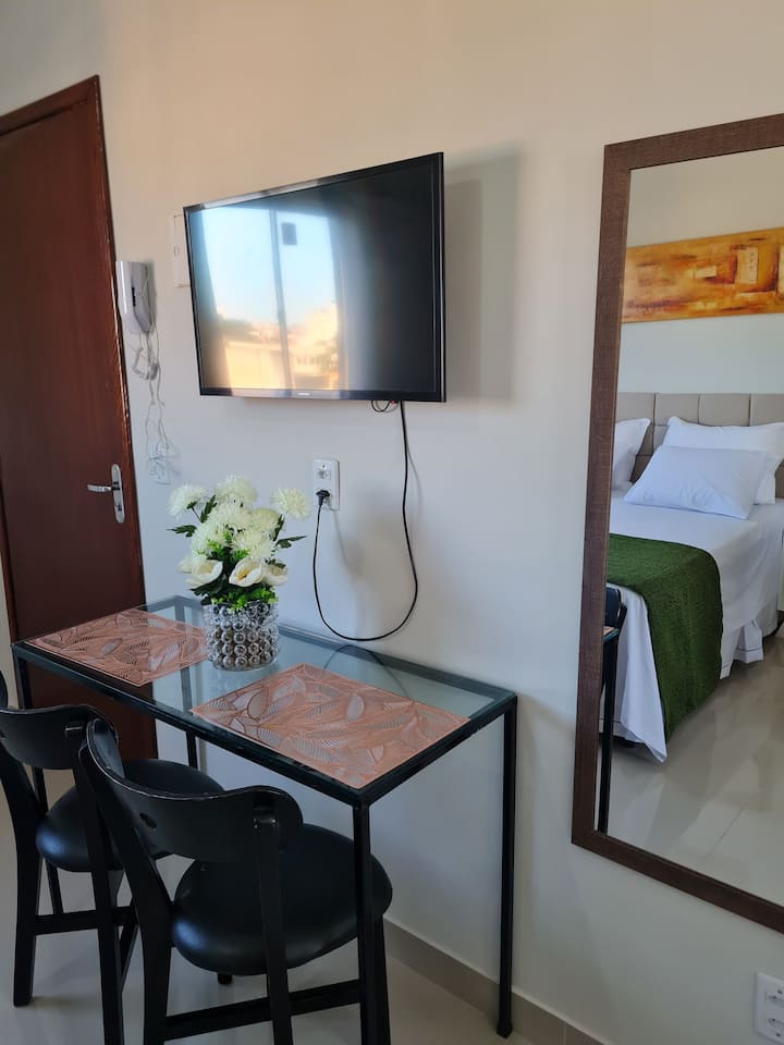 405 Kitnet Central,4ºandar ñ Tem Elevador Tv Smart - Montes Claros