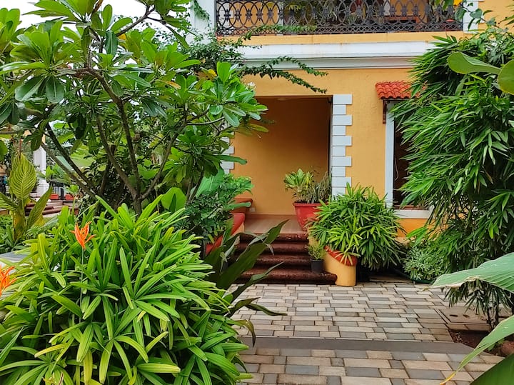Work & Play At Luxury 3bhk Villa By Curioso - Goa