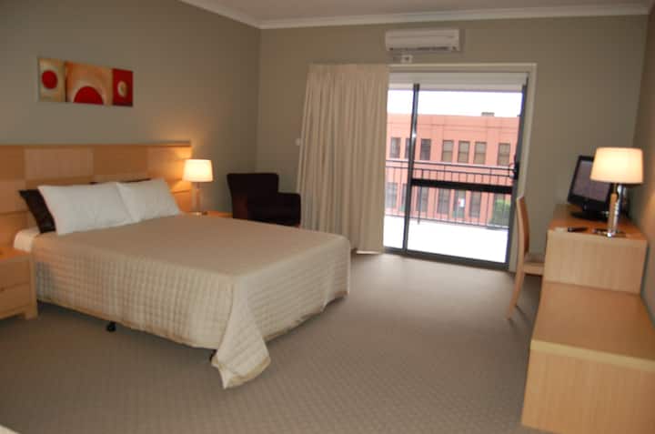 2 Bedroom Apartment - Griffith