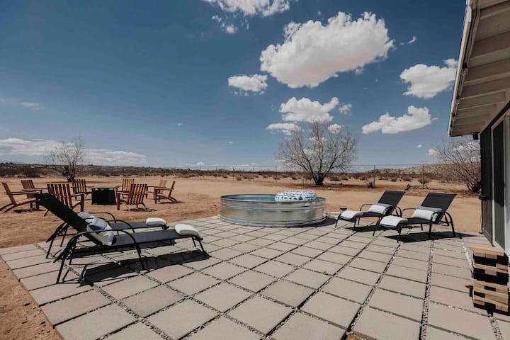 Desert Bliss | Private Pool | Fire Pit | Game Room - Joshua Tree National Park