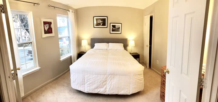 Private Room In A Townhouse In Sterling - Herndon, VA