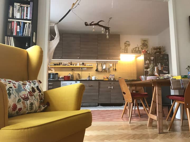 Warm Family Flat In The Centre Of Bratislava - Bratislava