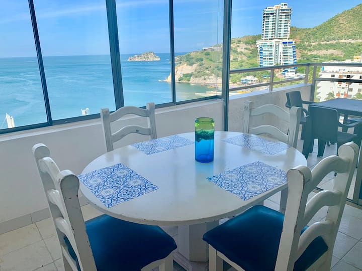 Apartamento Amplio Con Vista Al Mar. El Rodadero. - Santa Marta, Colombia