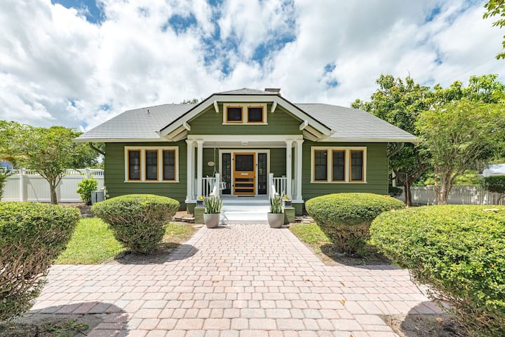 Historic Egad Pool Home - Melbourne, FL