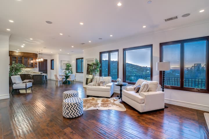 Celebrity Home With An Incredible View! - Universal Studios Hollywood, Universal City