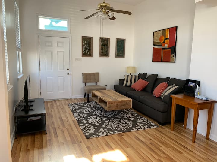 Spacious And Convenient Garden District 2 Bedroom - Nueva Orleans, LA