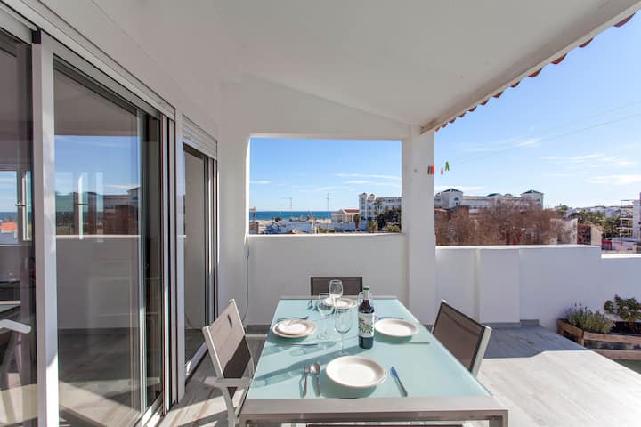 Rooftop With Unique Beach Views - Catarroja