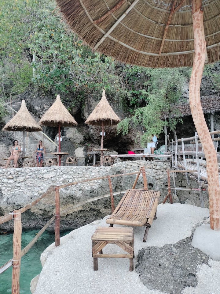 Pitched-roof Hut At Stay N Save - Oslob