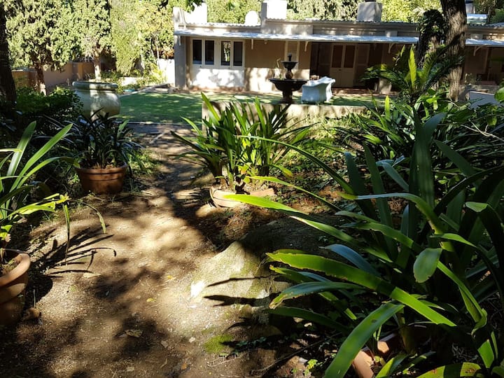 Private Room In Guesthouse Surrounded By Nature - Paarl