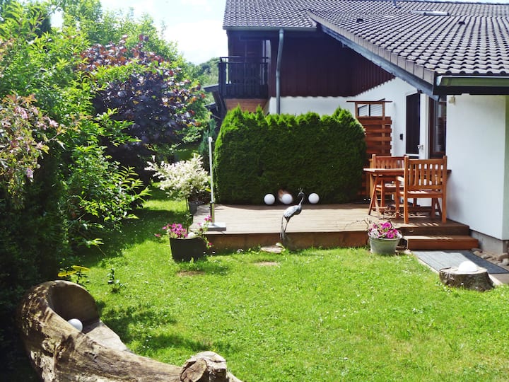 Idyllische Ferienwohnung Mit Terrasse Im Edertal - Edertal