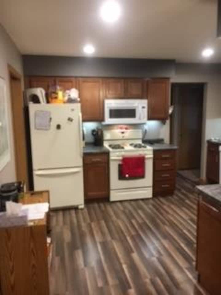 Entire Eaa House - Oshkosh, WI