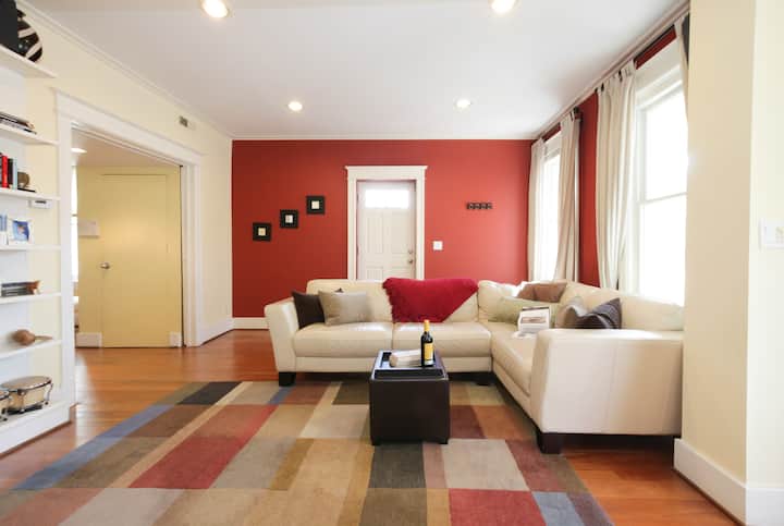 Beautiful Georgetown House W Patio - Bethesda, MD