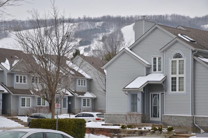 Blu Escapes - 146 Settler's Way, Unit #41 - The Blue Mountains