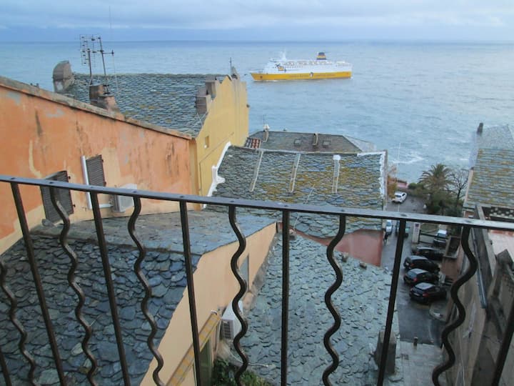 Un Oasis Dans La Citadelle! - Bastia
