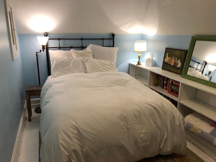 Walk To Everything In Princeton! - Princeton, NJ