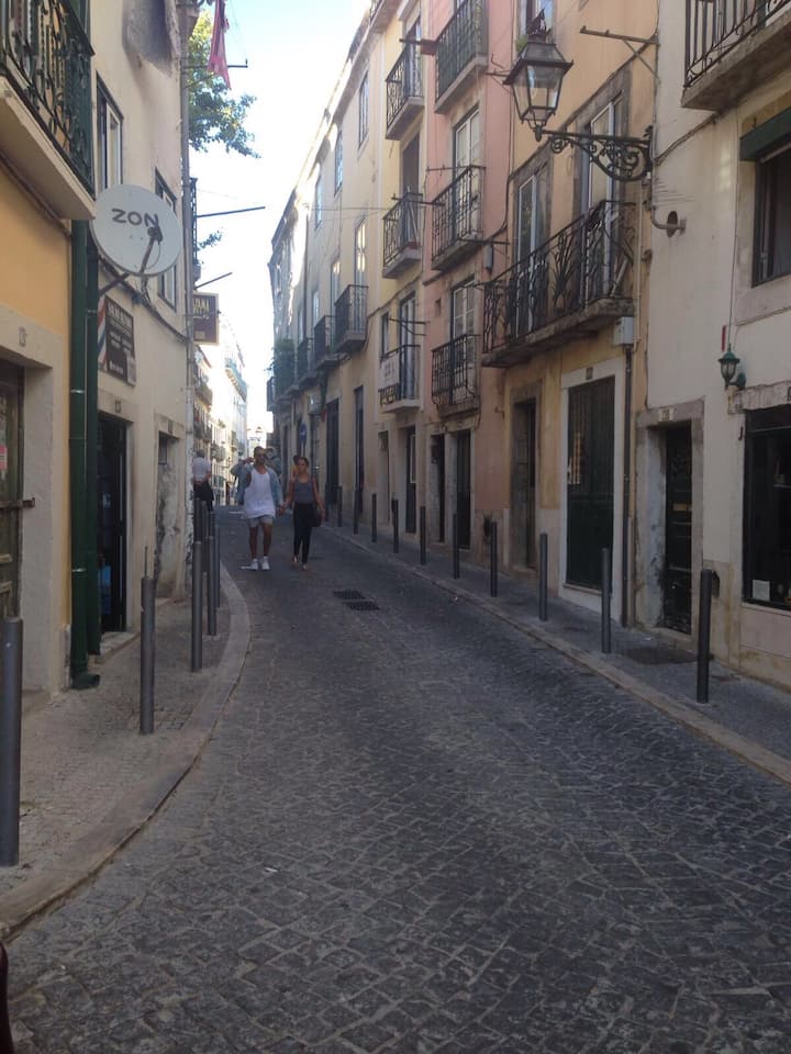 Cozy Studio For Two In Alfama - Lisbon