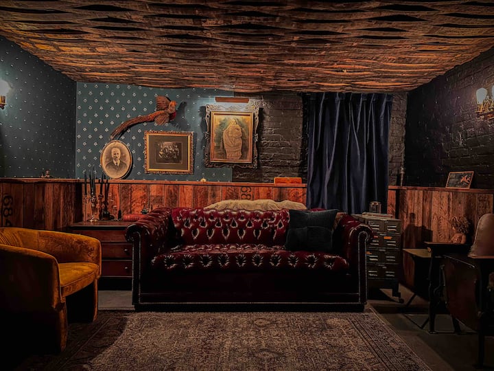 The Bad Manor - Chicago, IL