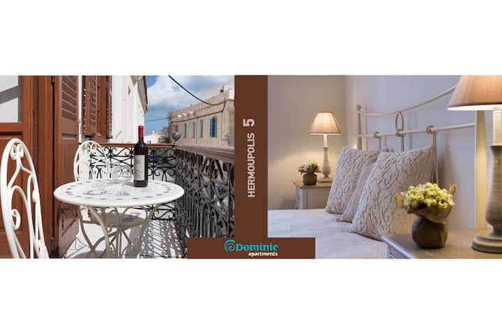 Town House Near The Port By Dominic - Эрмуполис