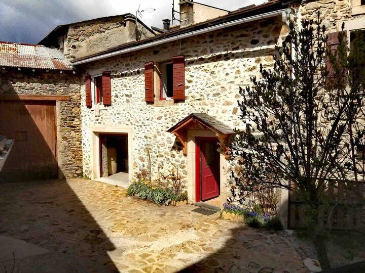 Maison De Village à Formiguères - Formiguères