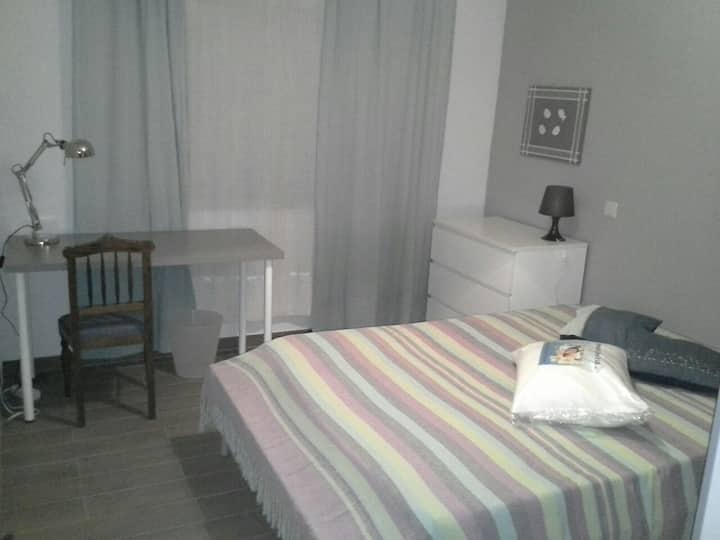 Appartement à Côté De L'université - 아베이루