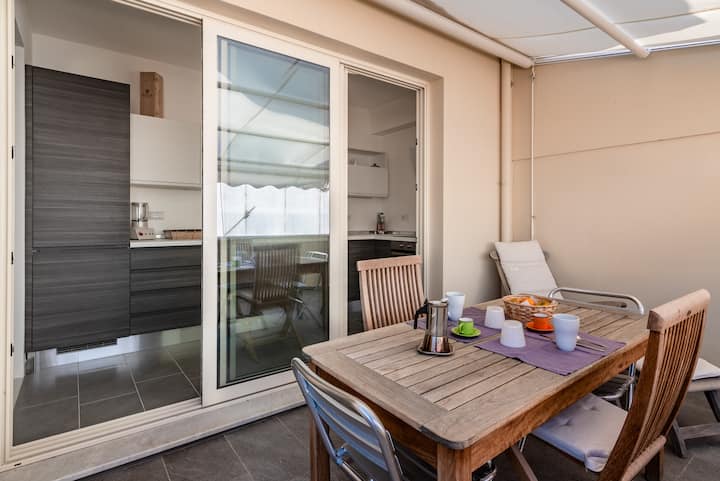 3 Rooms Apartment - 15 Mins Walk From The Beach - Alghero