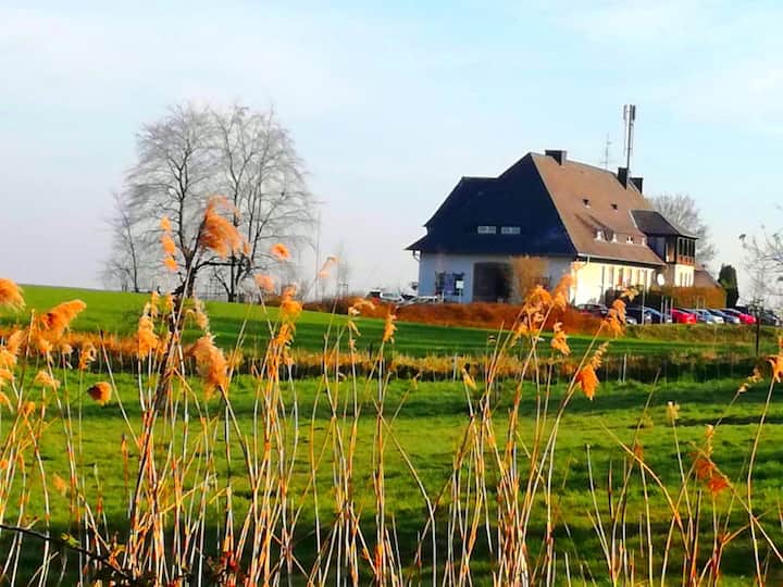 Möbliertes Appartement- Mit Weitblick üBer Ruhr. - Essen