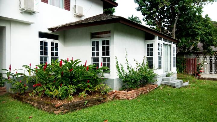 The Rock Villa - Kingston