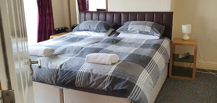Central Location Ii - Quiet , Residential Area Close To Town, Station & Uclan - Deepdale Stadium