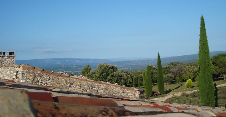 Cœur Du Luberon, Studio Indépendant 4 Personnes - Rustrel