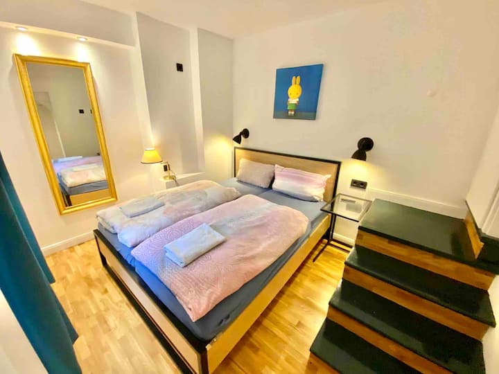 Appartement Indépendant Très Spacieux, De 70 M² - Berlin