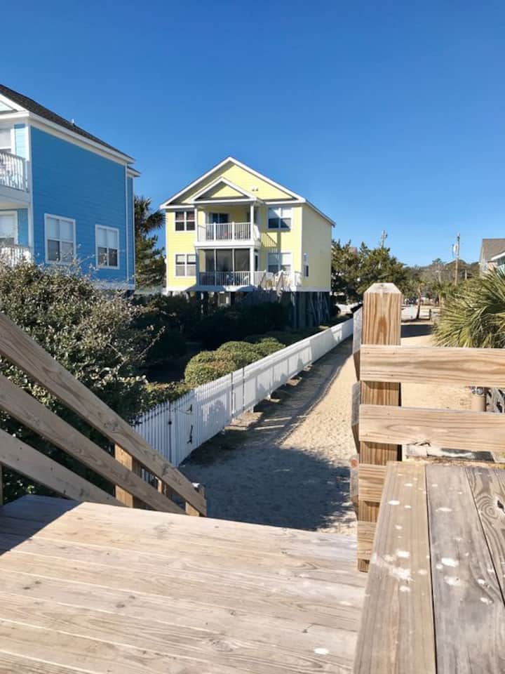 'Serendipity' Ocean Front W/beautiful Ocean Views - Surfside Beach, SC