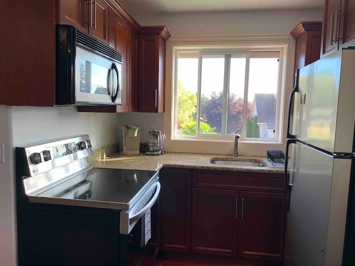 Walk To Dt/water. Garage. No Chores Checkout. - Medina, WA