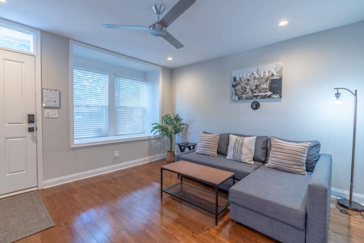 Splendid Private Bed & Bath (Fell's Point, Jhh) - Baltimore, MD