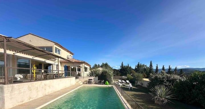 Maison Et Dépendances Avec Piscine Pr Roussillon - Apt