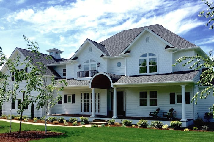 Waterfront Retreat With A View (Osu, I-5 Close) - Albany, OR